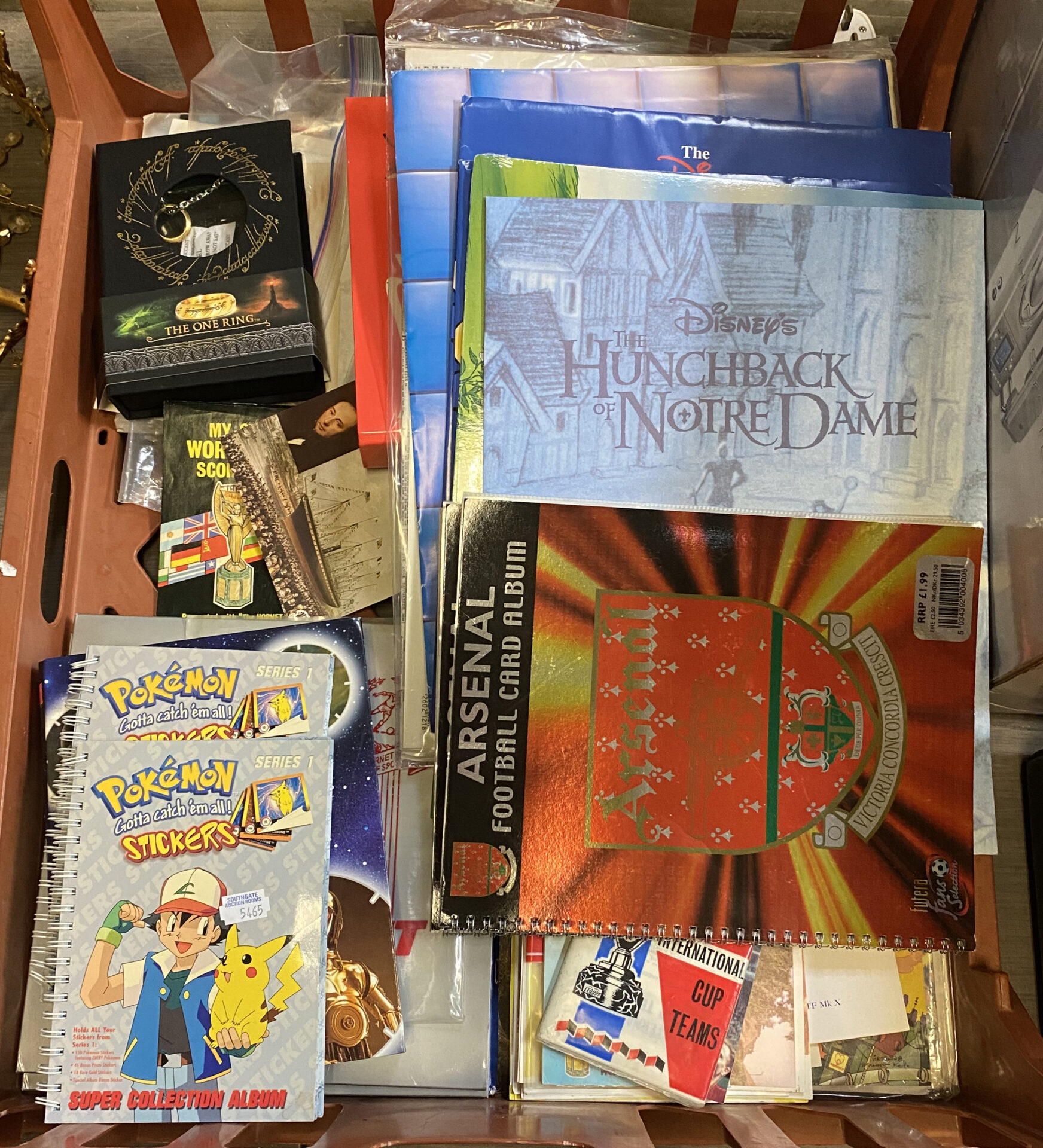 COLLECTION OF ARSENAL, DISNEY ETC - Southgate Auction Rooms