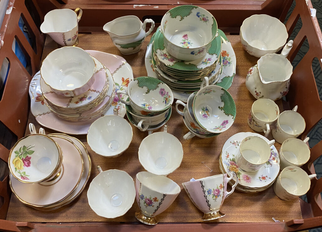 3 NAMED TEA SETS - Southgate Auction Rooms
