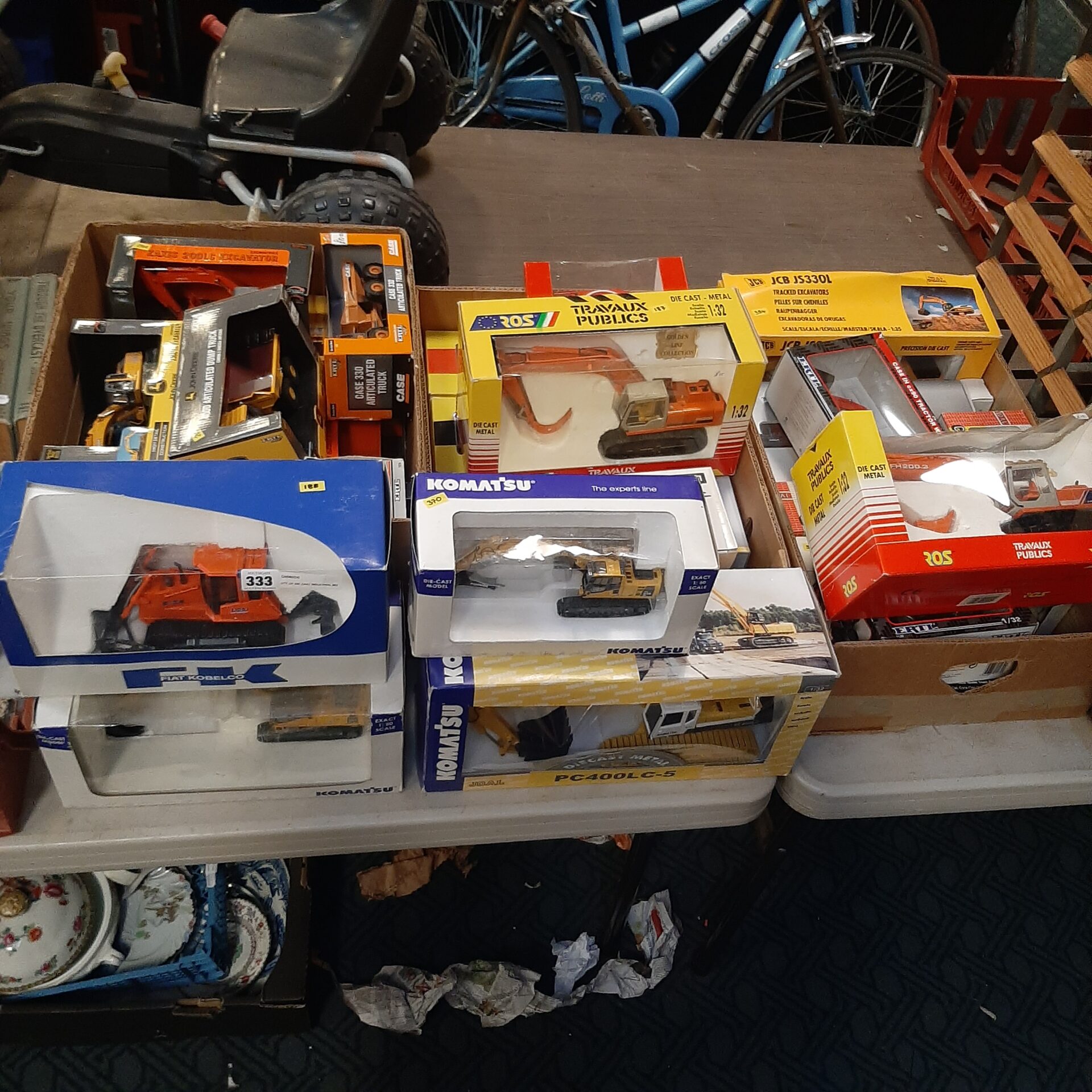 QTY OF DIE CAST INDUSTRIAL MODELS - Southgate Auction Rooms