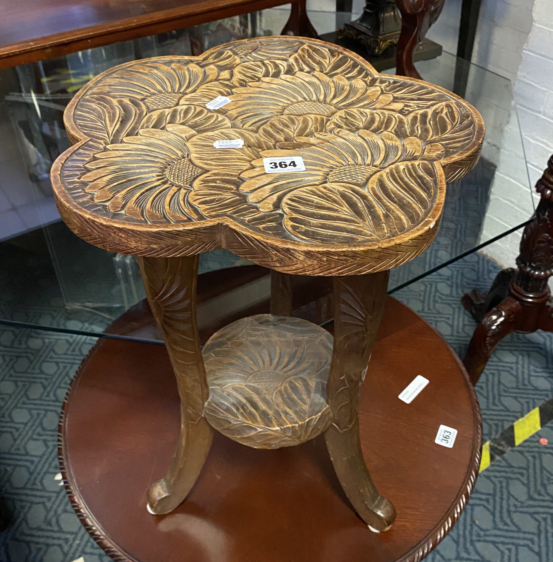LIBERTY STYLE TABLE - Southgate Auction Rooms