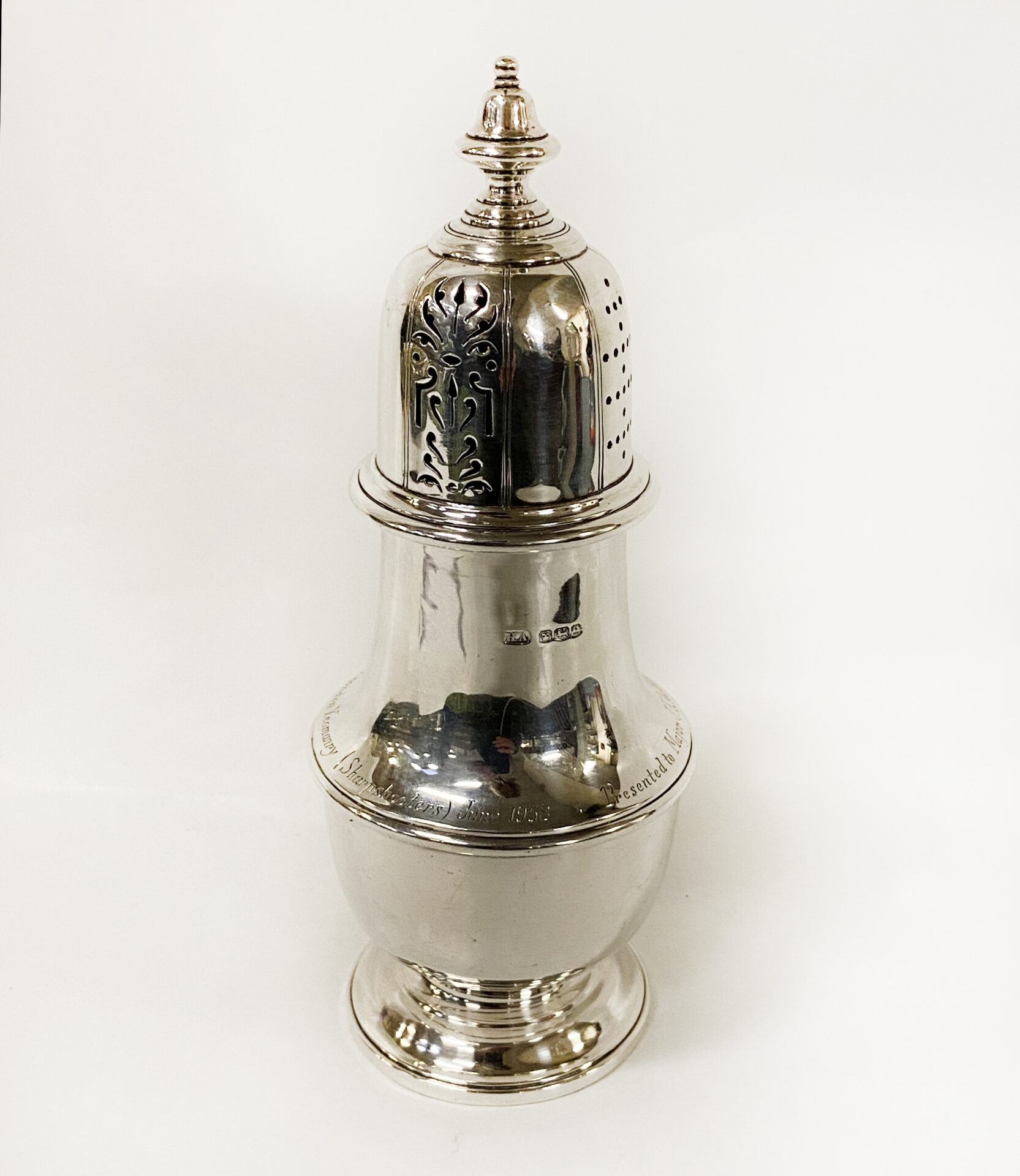 HM SILVER SUGAR SIFTER - APPROX 326 GRAMS - Southgate Auction Rooms