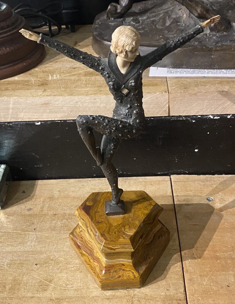 ART DECO STYLE BRONZE FIGURE OF DANCER - FLAPPER - SCULPTED BY CHIPARUS ...