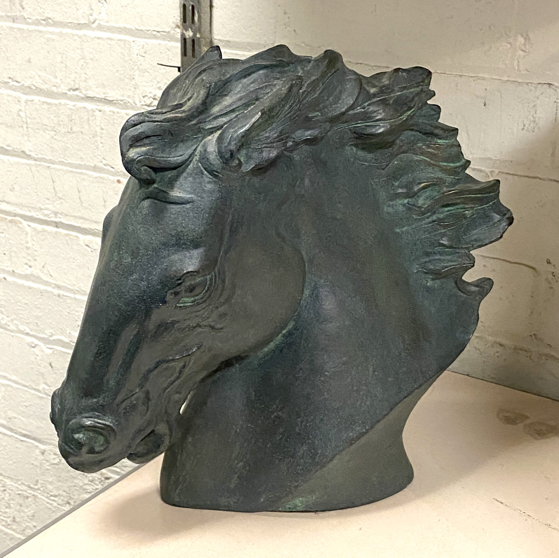 VERDIGRIS EFFECT HORSES HEAD SCULPTURE - 31 CMS (H) APPROX - Southgate ...