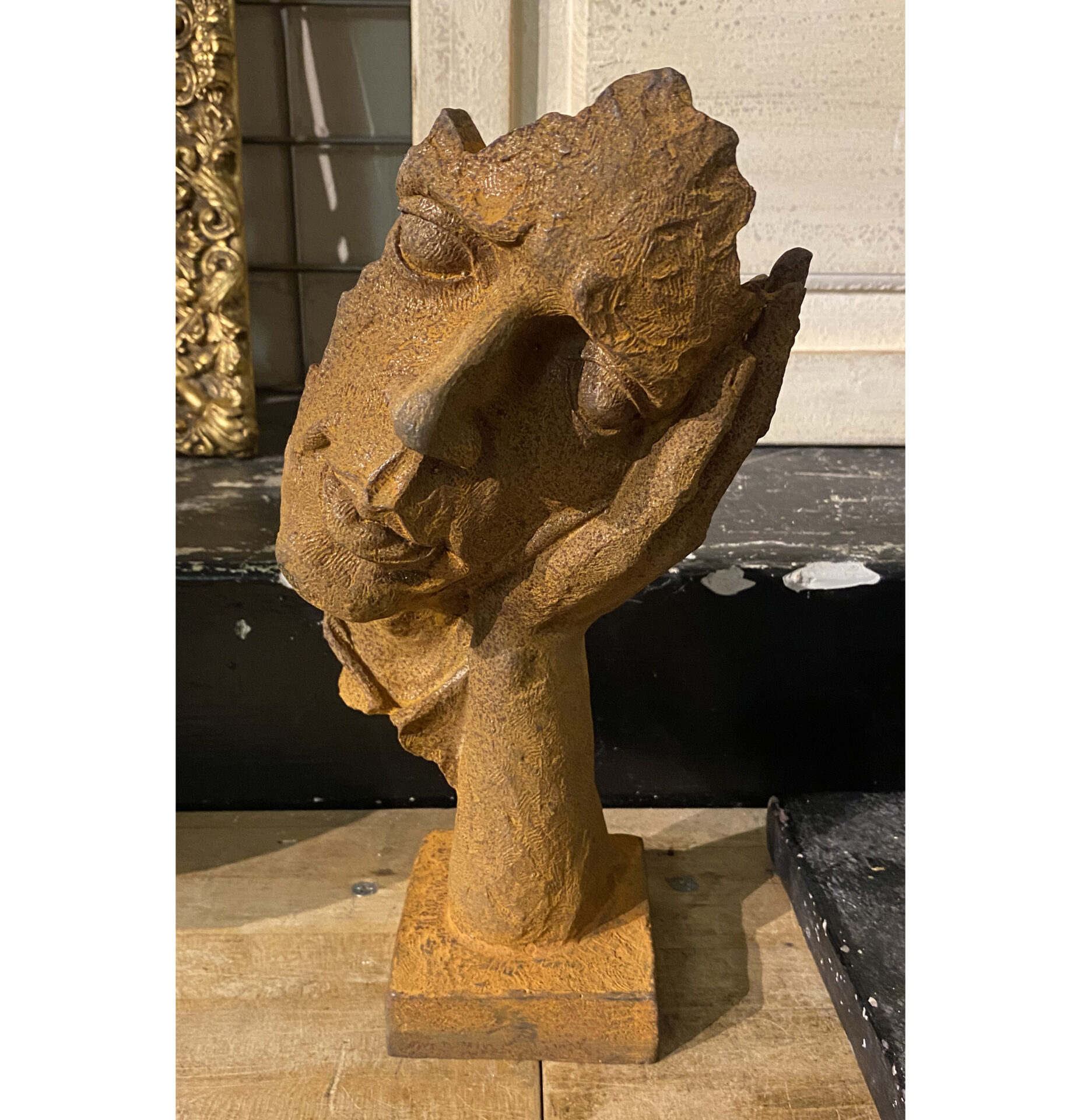 CAST IRON FACE SCULPTURE - 28.6 CMS (H) APPROX - Southgate Auction Rooms